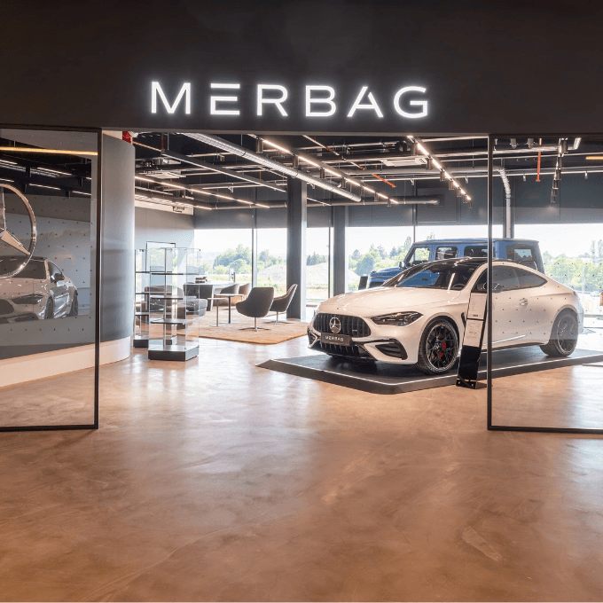 Merbag | Mercedes-Benz Experience & Test Drives | GRIDX